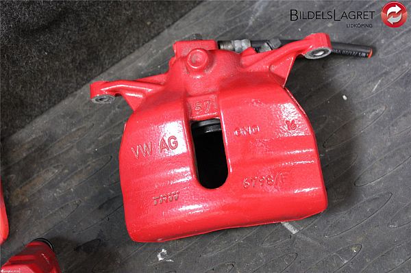 5G0615123 : Remklauw, linksvoor en Remklauw, rechtsvoor - Autoparts24