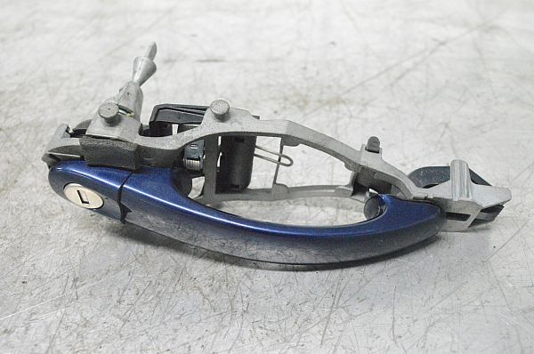 1K0-837-885-A : Håndtag udvending - Autoparts24