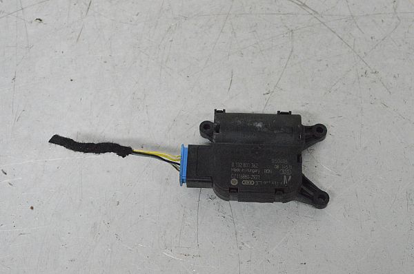 3C0-907-511-A : Motor voor warmteregeling en Warmteregulator - Autoparts24