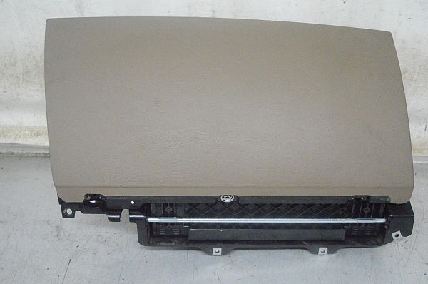 BMW 7 - Dashboardkastje / Handschoenenkastje 7 | Autoparts24