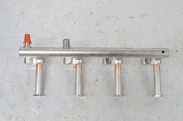 31478555 : Rail bro / indsprøjtningsdyserør og Dyserør - Autoparts24