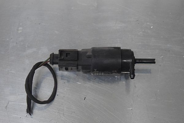 0008605826 : Sprinklermotor - Autoparts24