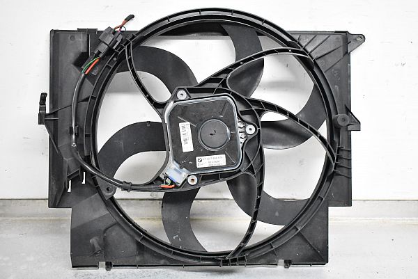 67-32-7-588-974 : Varmeblæserhus og Kølerblæser el - Autoparts24