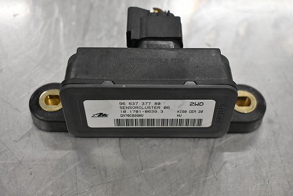 101701-06393 : Sensoren - diverse und ESP-Sensor - Autoparts24