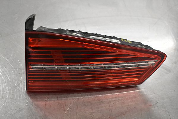 3G9-945-308-A : Baglygte - Autoparts24