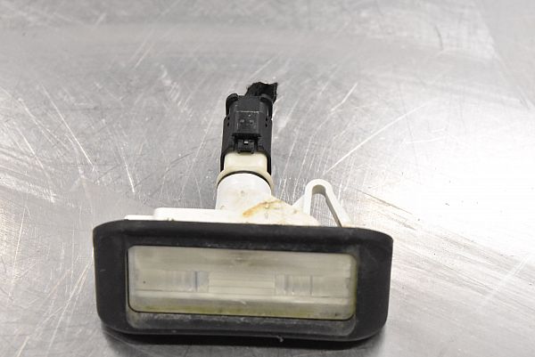 320200053 : Nummerplade - lygte - Autoparts24