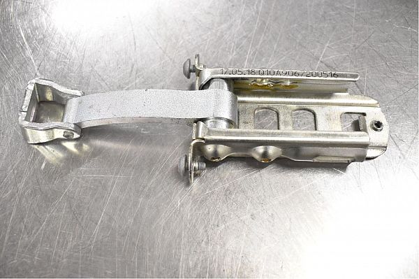 A-906-720-0516 : Dørstop og Dørlås - Autoparts24