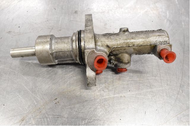 A0004317601 : Bremse hovedcylinder - Autoparts24