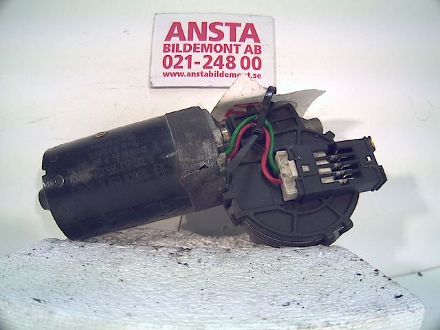 DLB101570 : Wischermotor vorne - Autoparts24