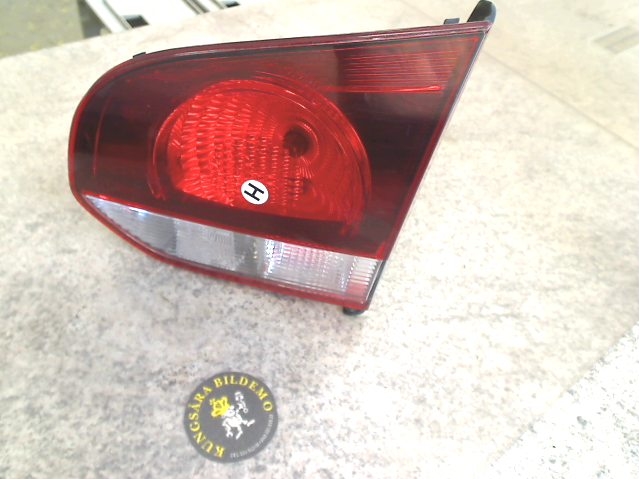 5K0945094K : Rücklicht und Rückfahrleuchte - Autoparts24