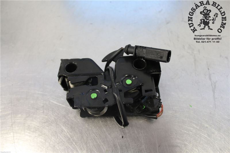 6C1-823-509-A : Hjelmlås - Autoparts24