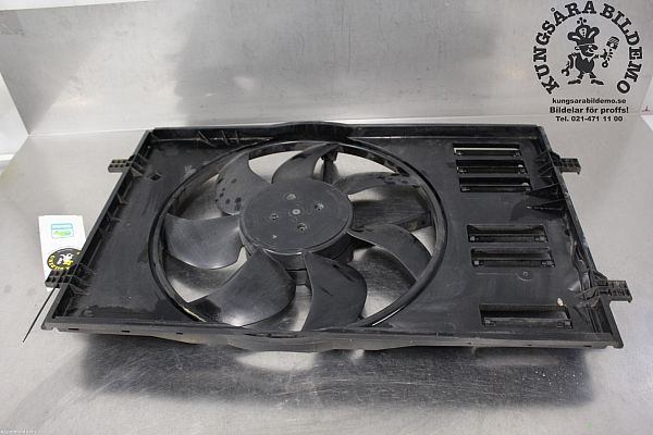 5WA121203G : Kühlerzage und Kühlergebläse elektrisch - Autoparts24