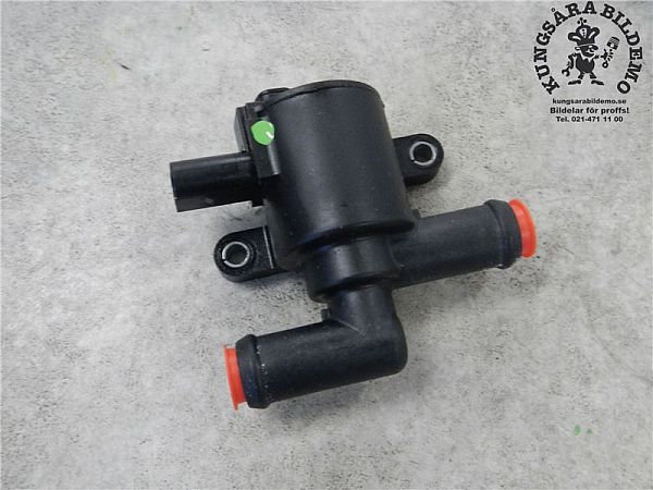 5Q0906457B: Boitier Régulateur de chauffage, Pompe circulation ...