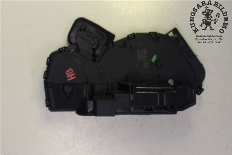 5TA-839-016-J : Dørlås og Centrallås - Autoparts24