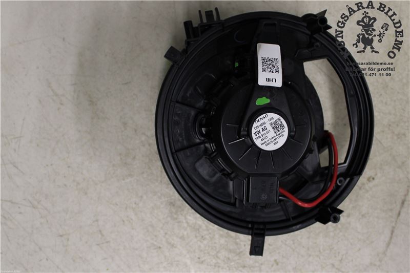 5WB819021 : Blæsermodstand / Varmeblæser - Autoparts24