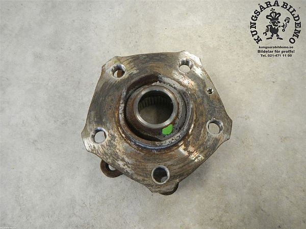 8W0-407-607-A : Radnabe hinten und Radnabe vorn links und rechts gleich ...