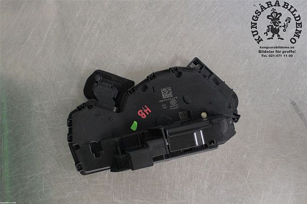 5TA-839-016-M : Dørlås og Centrallås - Autoparts24