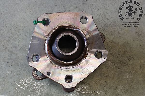 8W0407607A : Spindel - bag og Fornav - Autoparts24