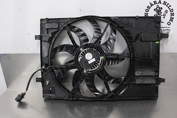 5WA-121-203-H : Koelvin / Vin - Autoparts24