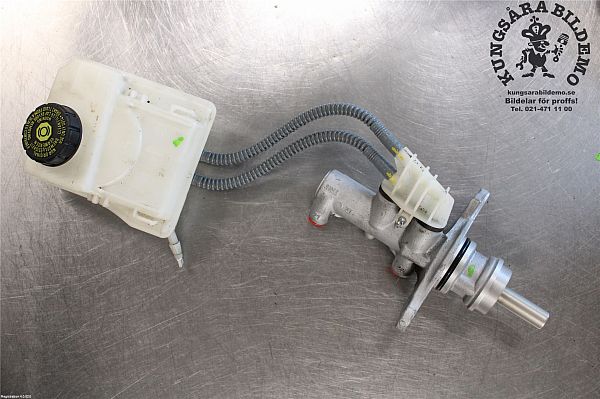 A4474310302: Expansievat / Koelvloeistof Reservoir, Hoofdremcilinder ...