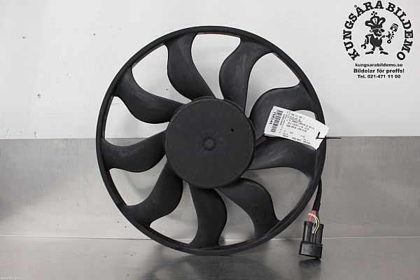 7E0121205B : Radiator fan electrical - Autoparts24