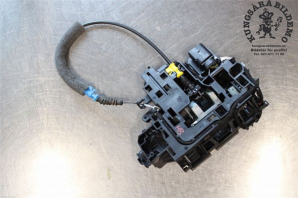 Porsche Taycan Handgriff aussen gebraucht kaufen | Autoparts24