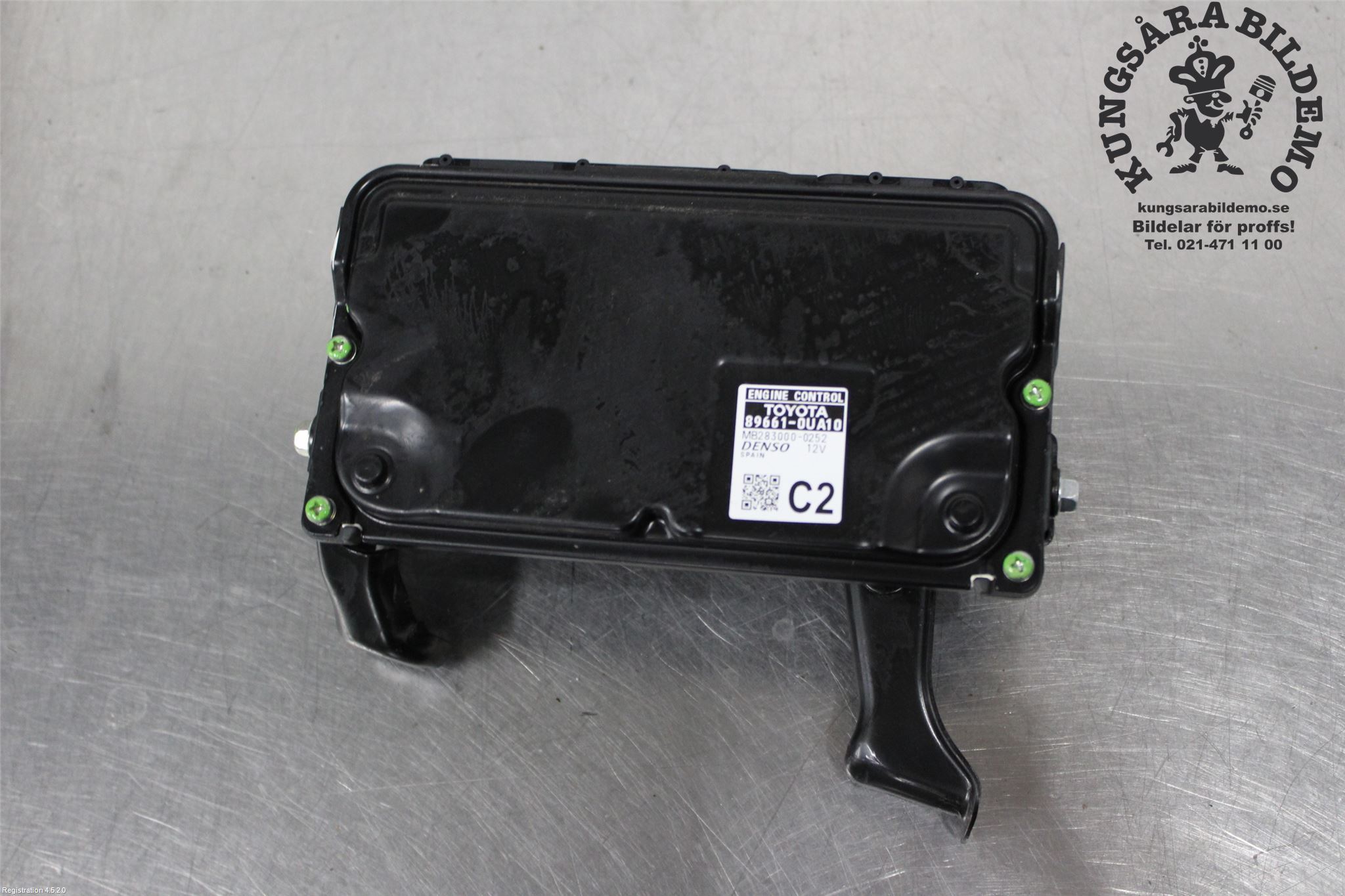 Toyota YARIS CROSS (MXP_) Engine control unit (ECU) 4243178010
