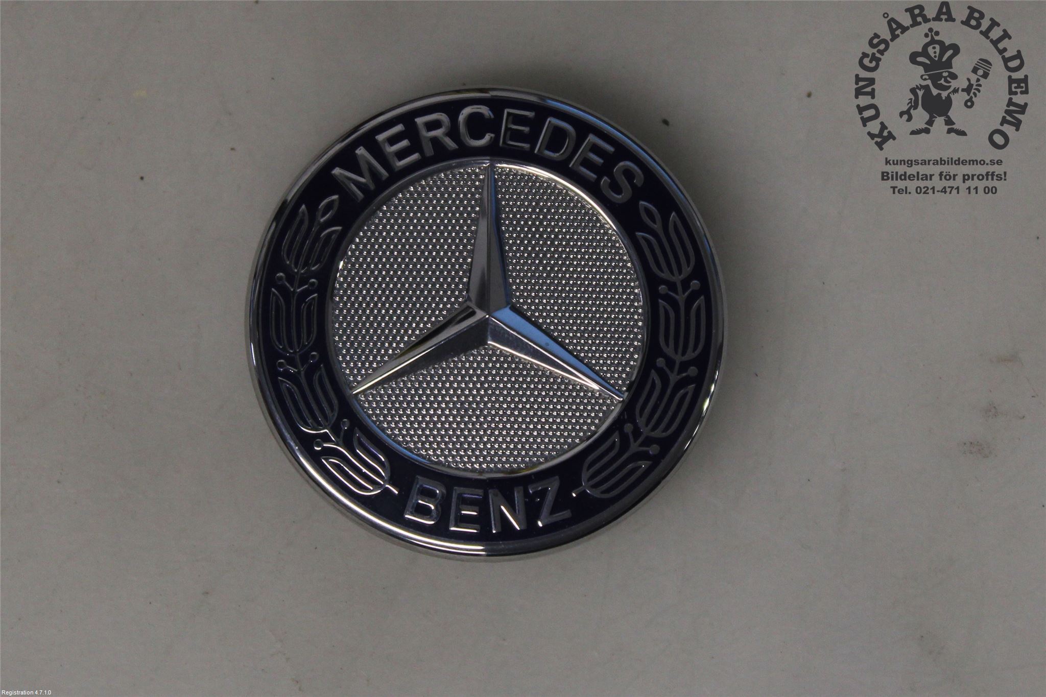 Mercedes-Benz C-CLASS (W205) Badges A2128170316