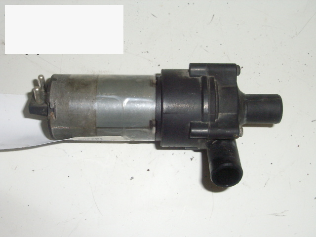 Mercedes-Benz C-class - Waterpomp Cclass | Autoparts24