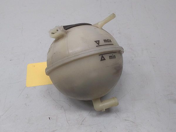 1H0121407A : Ekspansionsbeholder - Autoparts24
