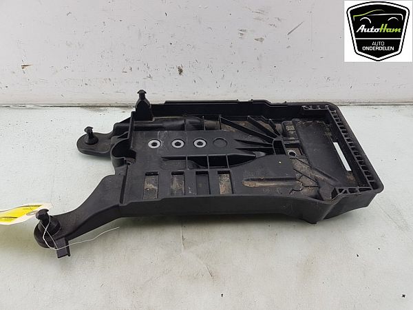 Seat Arona Batteriekasten gebraucht kaufen | Autoparts24
